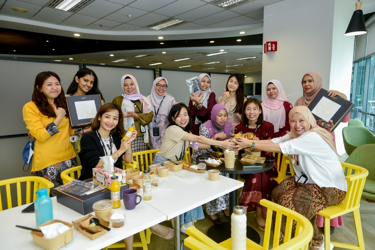 Your Corporate Bento Solution - RunningMen Catering