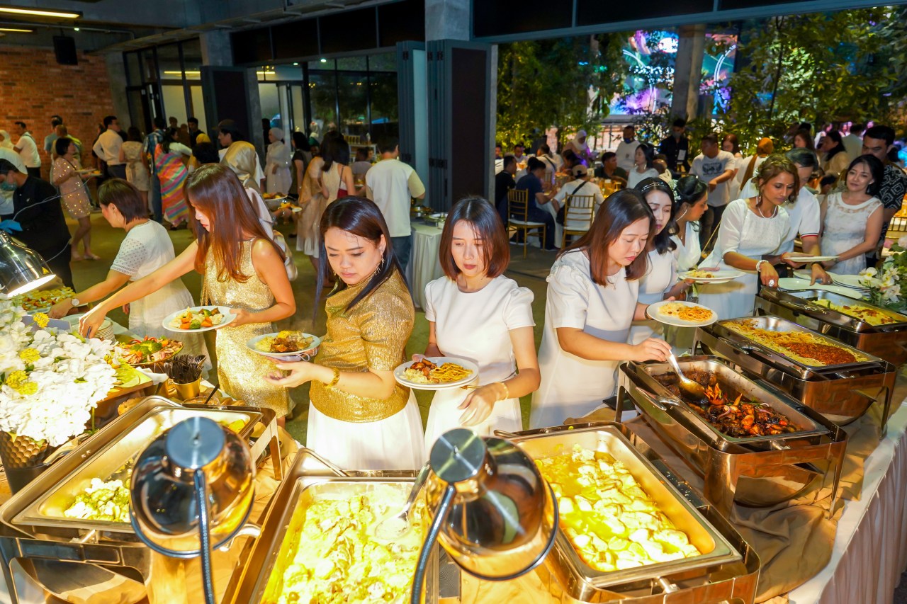 Corporate Catering in KL: Choosing Lunch, Tea Break, or Dinner | Event ...